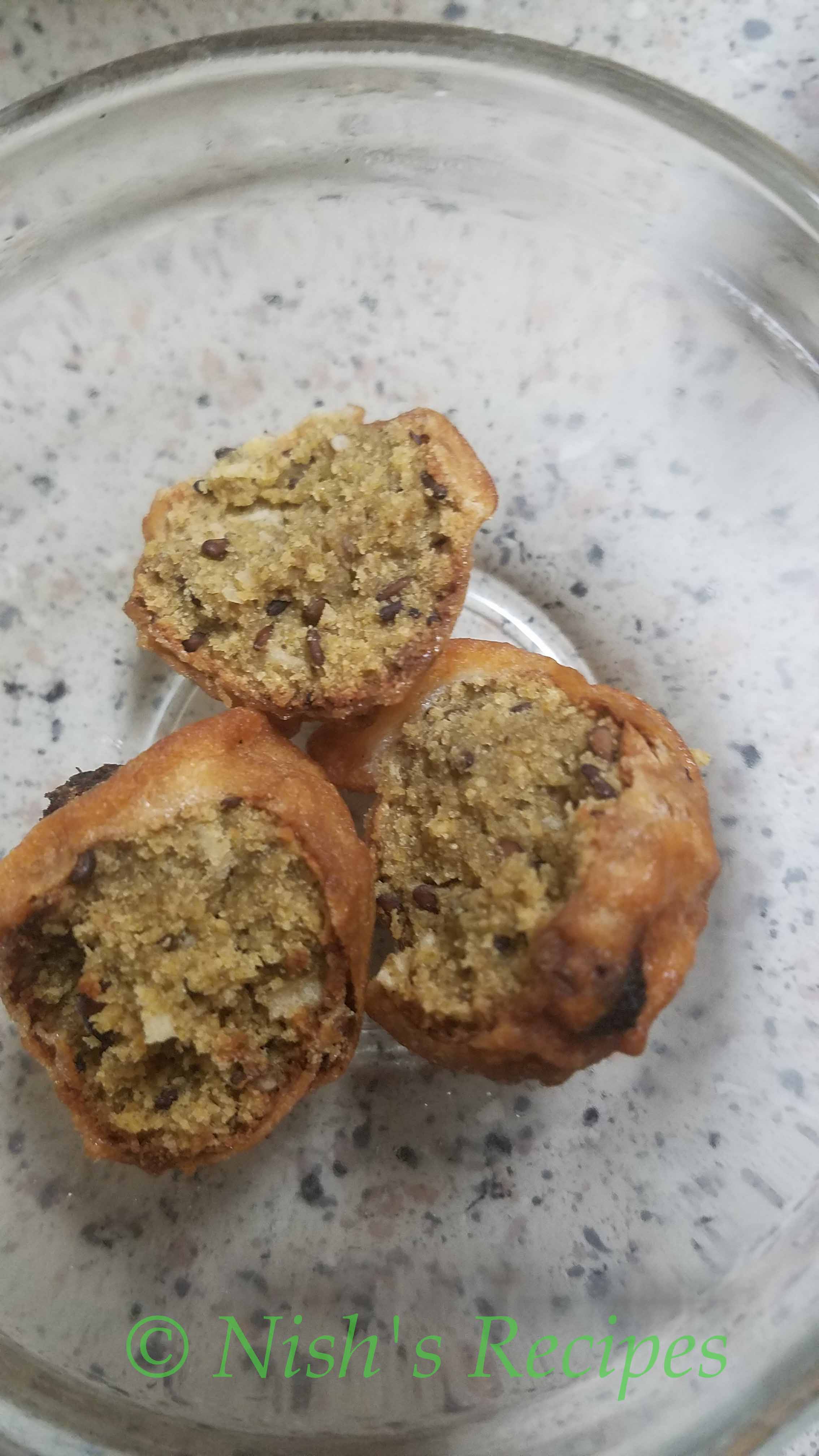 Munthiri Kothu » Nish's Recipes » Traditional Sweets » Munthiri Kothu