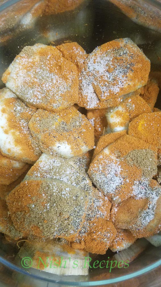 Valakkai Varuval » Nish's Recipes » Side Dish » Valakkai Varuval