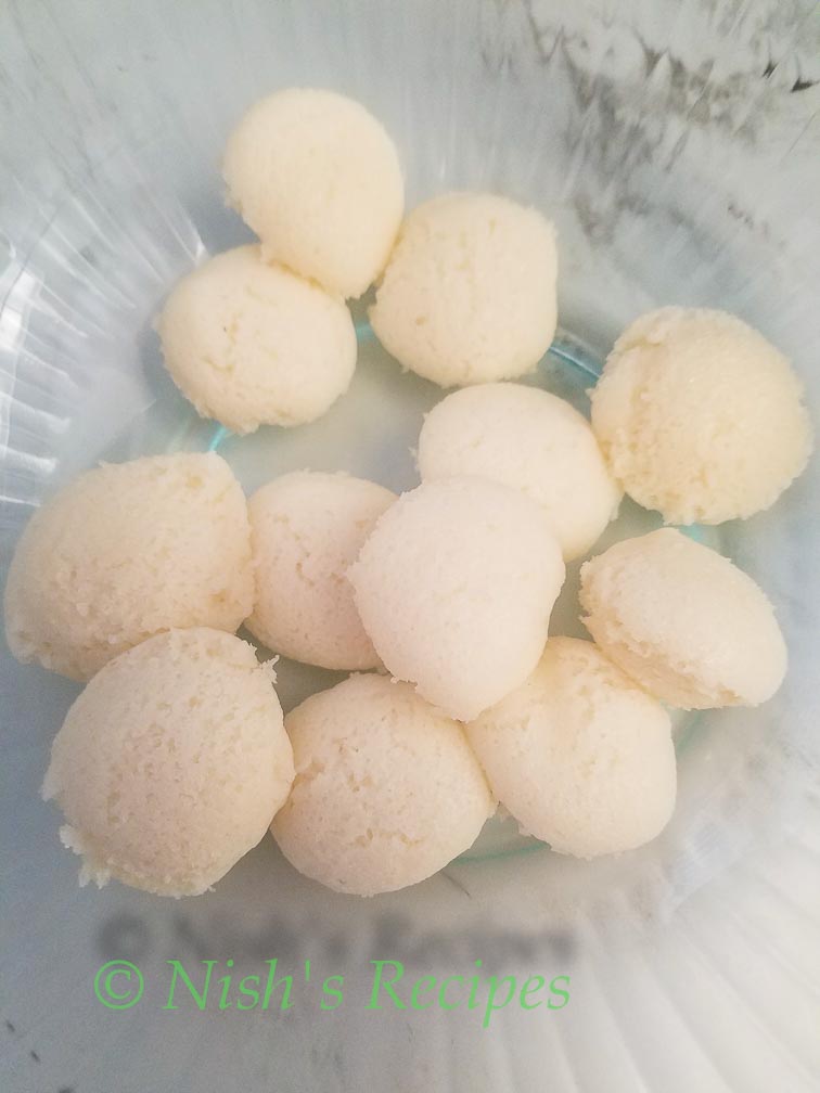 Tiffin Sambar & Mini Idly » Nish's Recipes » Breakfast » Mini Sambar Idly